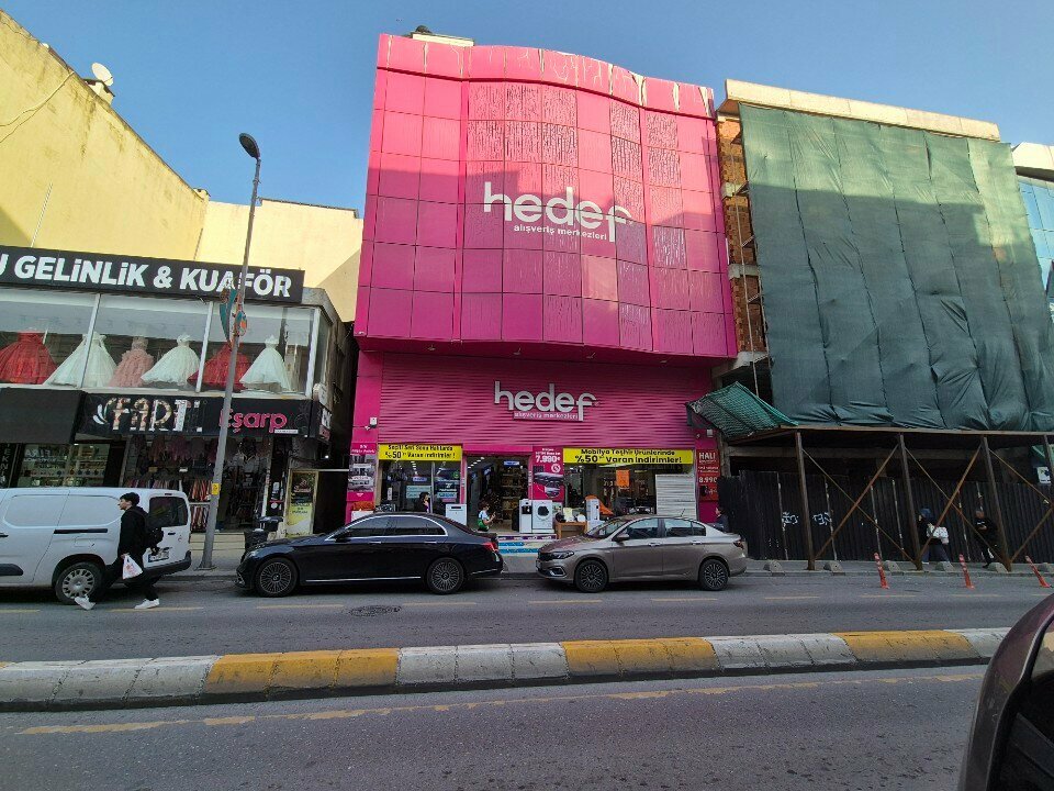 Büyük mağazalar Hedef AVM Çekmeköy, İstanbul, foto