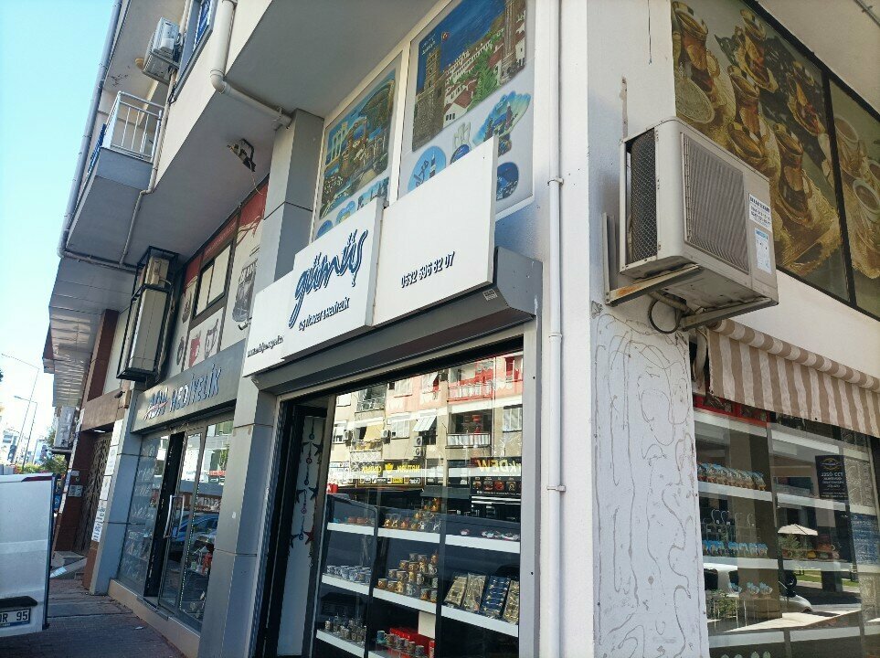 Hediyelik eşya mağazaları Gümüş dış ticaret ve hediyelik, Antalya, foto