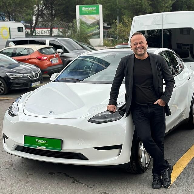 Şehiriçi yolcu taşımacılığı Europcar, Milas, foto