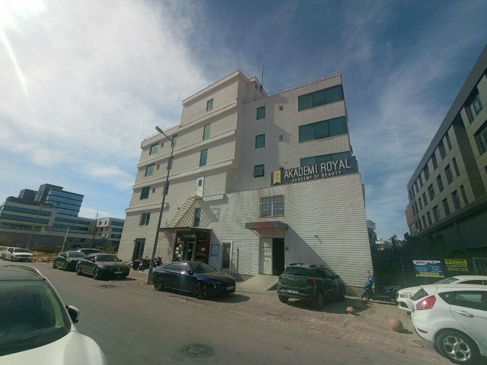 Eğitim merkezleri Akademi Royal Antalya, Antalya, foto