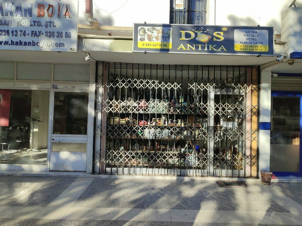 Antikacı dükkanları Dbs Antika, Konya, foto