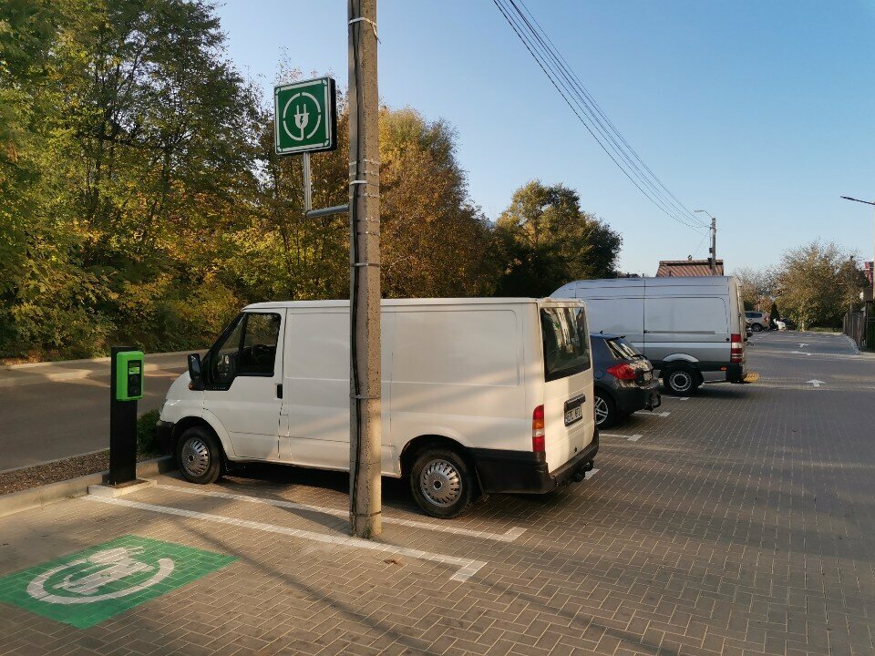Elektrikli oto şarj istasyonları Ecofactor, Ialoveni, foto