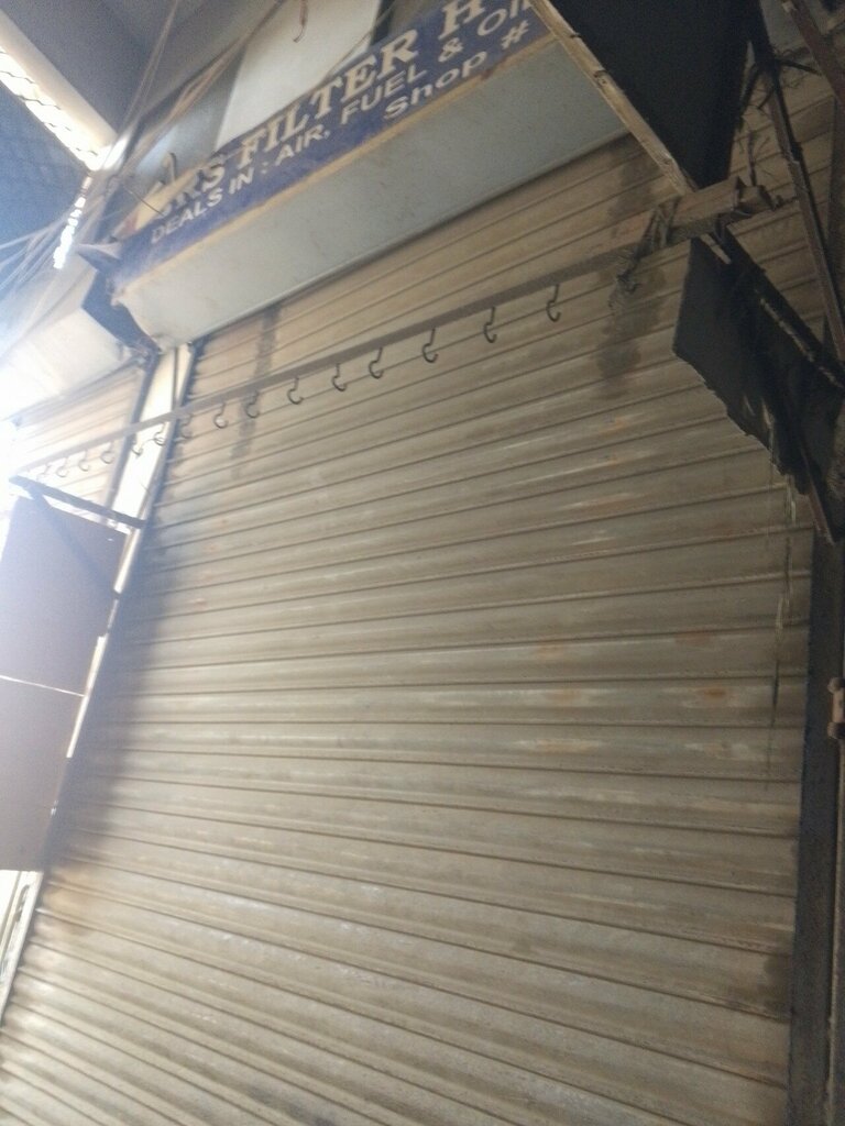 Otomobil satış galerileri Ideal Autos, Karaçi, foto