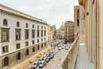 Napoli Suite Caravaggio Apartment (Campania, Naples, Via Tribunali), kısa süreli konaklama  Napoli'den