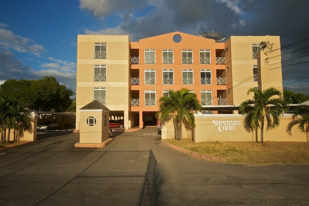 Otel Strathairn 110 by Pro Homes Jamaica, Kingston, foto