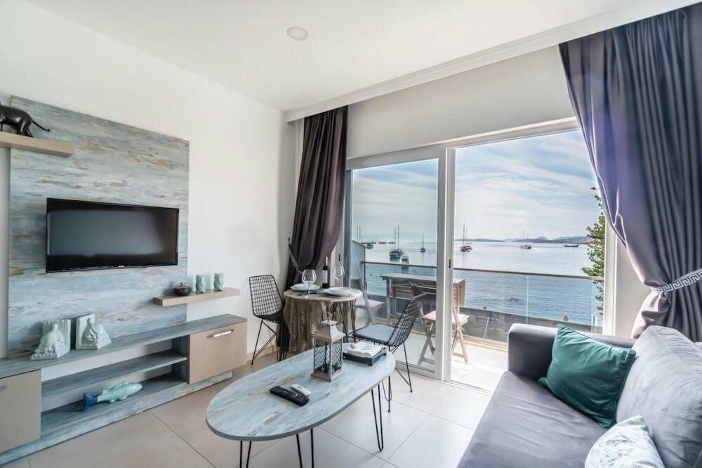 Kısa süreli konaklama Bodrum'da Büyüleyici Deniz Manzaralı Deniz Kenarı Daire, Bodrum, foto