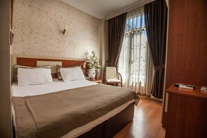 Grandhotelpalmiye (İstanbul, Beyoğlu, Şehit Muhtar Mah., İmam Adnan Sok., 14), otel  İstanbul'dan