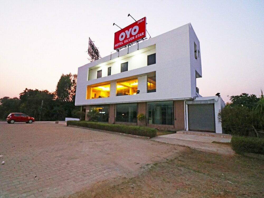 Otel Oyo 2484 Hotel Silver Star, Rajasthan, foto