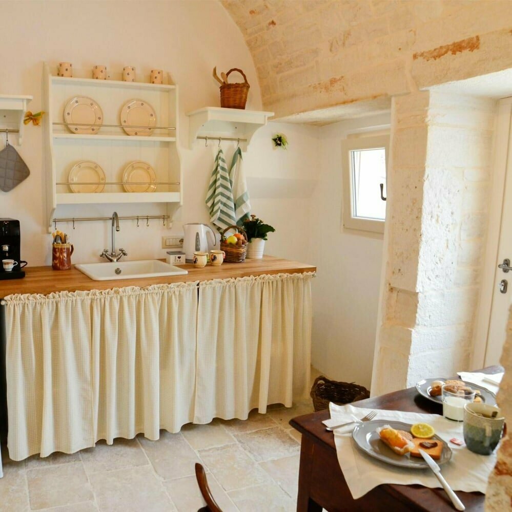 Otel Trulli Lithos Suite, Puglia, foto