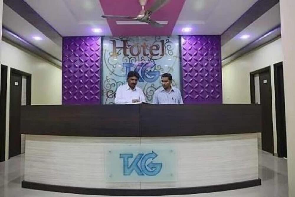 Otel Iroomz Vkg Complex, Bijapur, foto