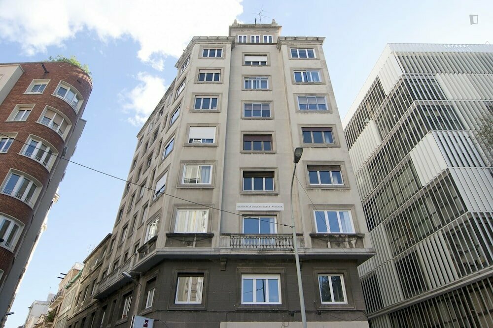 Otel Residencia Universitaria Augusta, Barselona, foto