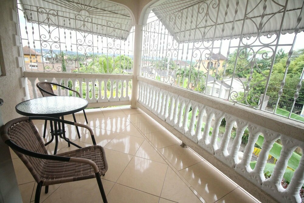 Otel Summer Breeze Vacation Home, Montego Bay, foto