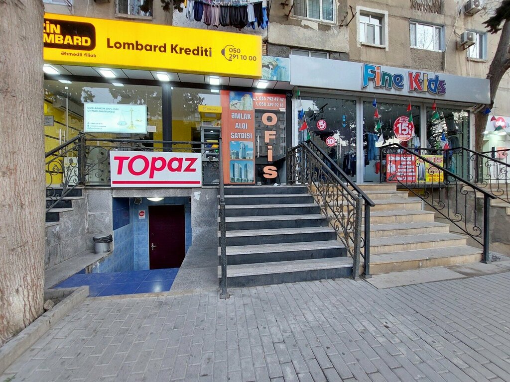 Emlak ofisi Ev alqi satqisi, Bakü, foto