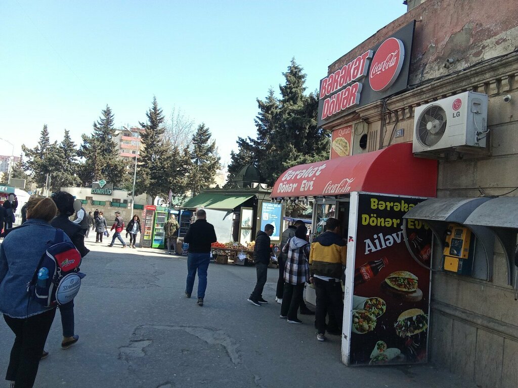 Fast food Bərəkət Dönər, Bakü, foto