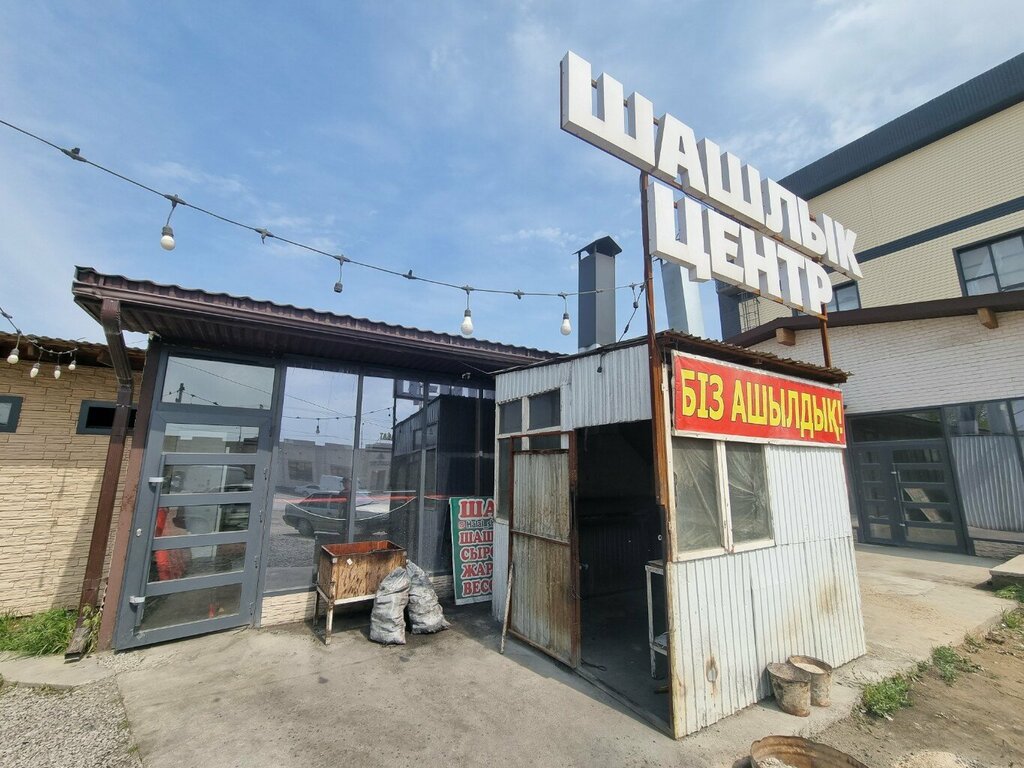 Kafe Shashlyk tsentr, Türkistan, foto