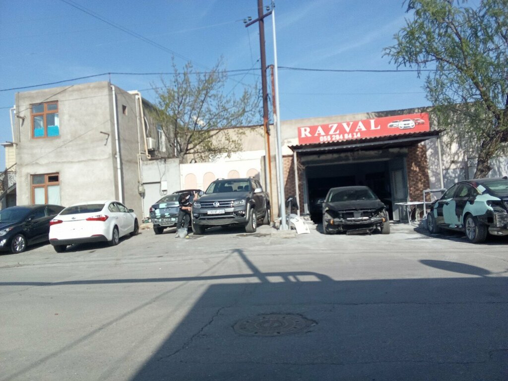 Otomobil servisi Razval, Bakü, foto