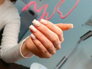Nails Up (ulitsa Lenina No:73), manikür-pedikür  Isilkul'dan