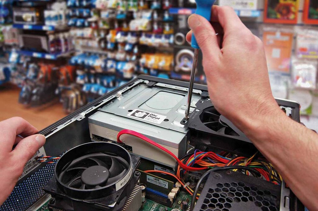 Bilgisayar teknik servisleri Computer Repair and Services, , foto