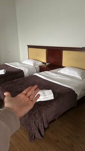 Lunniy Bereg (Port-Petrovskaya Street No:2, Makhachkala), otel  Makhachkala'dan