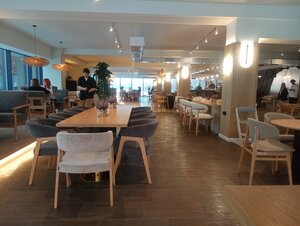 Polyarki (Leningradskaya ulitsa No:9/1, Town of Kirovsk), restoran  Kirovsk'tan
