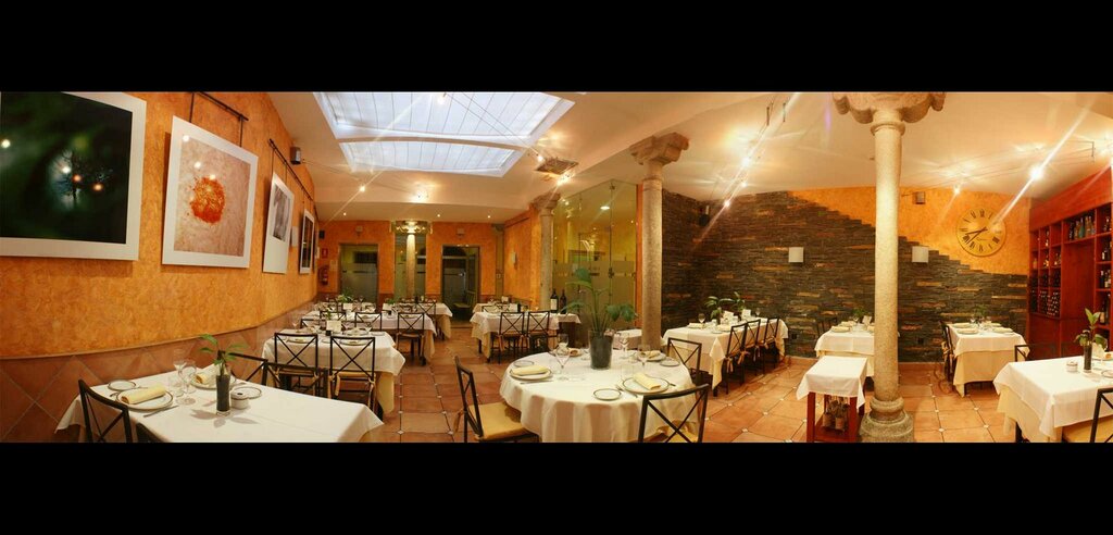 Otel Hostal Restaurante Puerta del Alcázar, Avila, foto