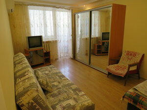 Апартаменты на Ленина (улица Ленина No:61), otel  Sudak'tan