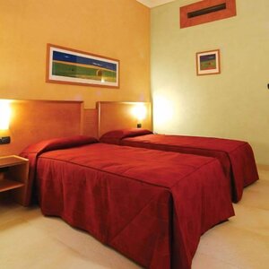 Hotel Eden (Corso Novara No:9, Naples), otel  Napoli'den