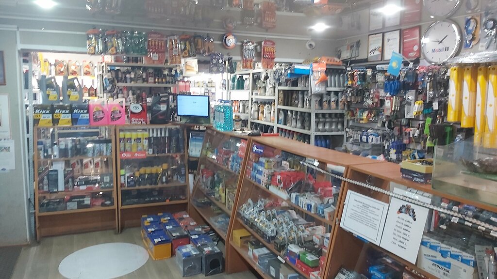 Otomobil yedek parçaları Traffic light, Oral (Uralsk), foto