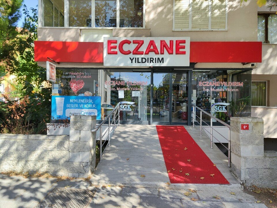 Eczaneler Eczane Yıldırım, İstanbul, foto