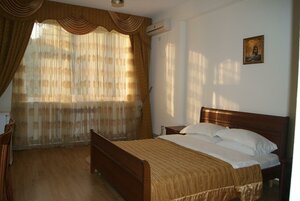 Grant Apsheronsk (Rabochaya ulitsa No:38А, Apsheronsk), otel  Apşeronsk'tan