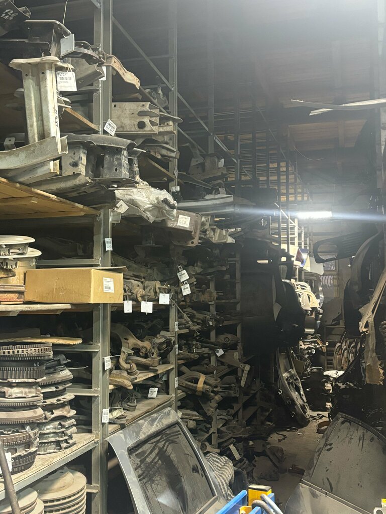 Otomobil servisi Автосервис и авторазбор, Samarskaya oblastı, foto