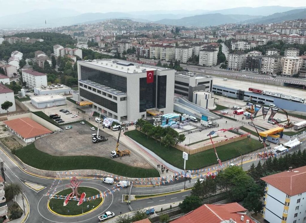 Hastaneler Gölcük Necati Çelik Devlet Hastanesi, Gölcük, foto
