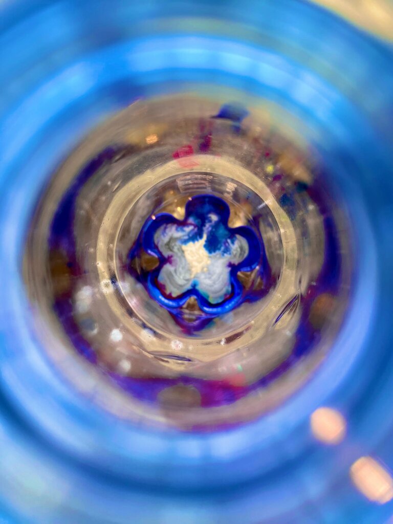 Boya ve cila malzemeleri üretim ve satış yerleri Фабрика цвета, Şahty, foto