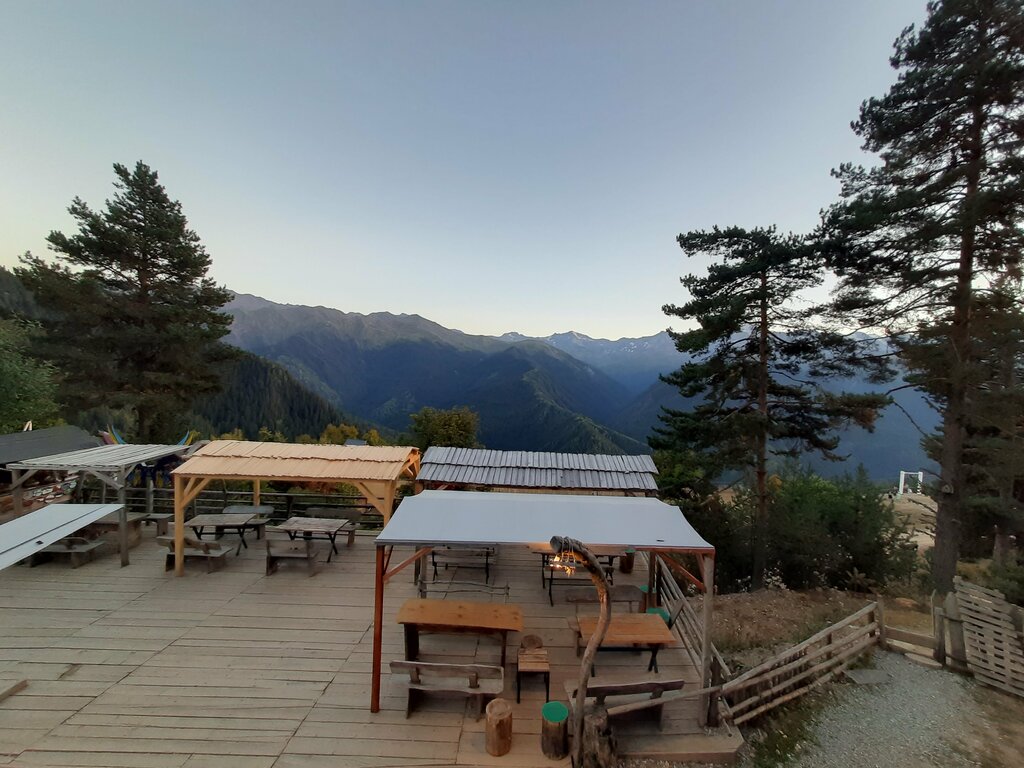 Otel Heshkili huts Svaneti, , foto
