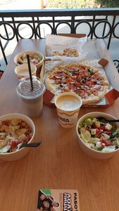 Lola Pizza (улица Айвазовского No:7), pizzacılar  Sevastopol'dan