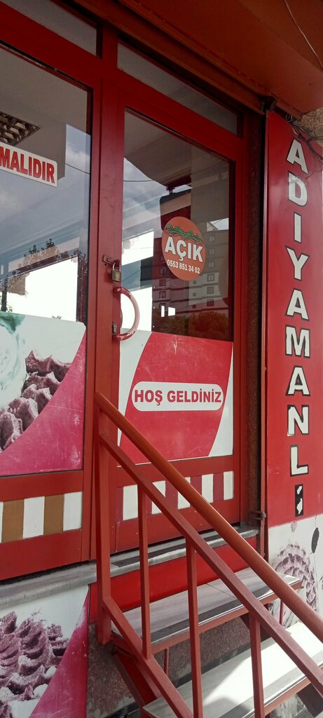 Fast food Adıyamanlı Çiğ Köfteci Mehmet Usta, İstanbul, foto