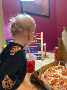 Dodo Pizza (Leningradskaya ulitsa No:220, Tikhoretsk), pizzacılar  Tihoretsk'ten