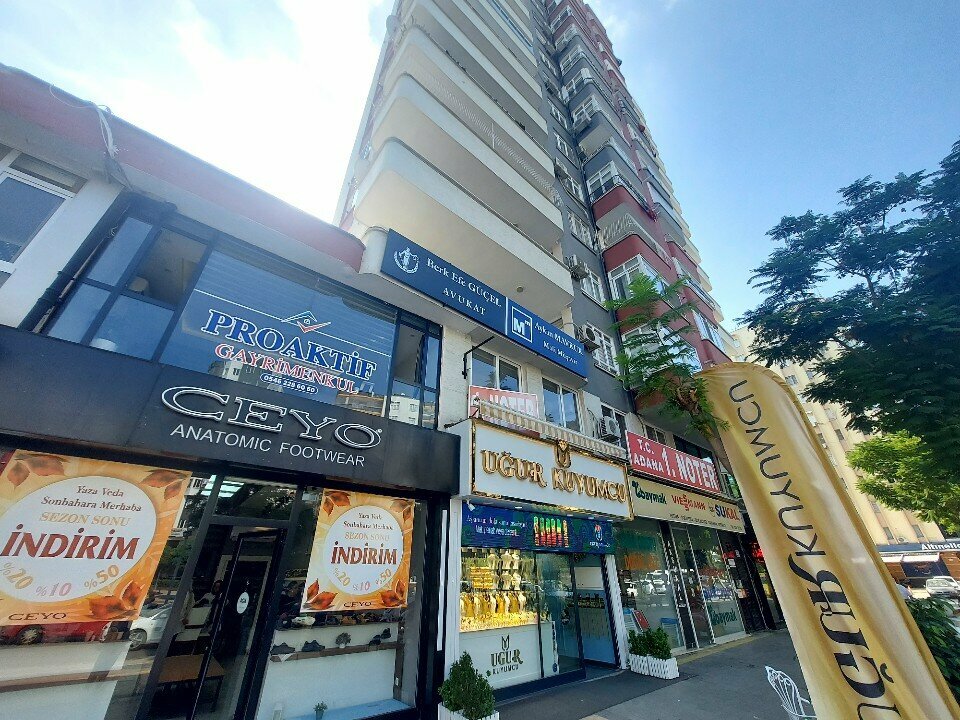 Hukuk büroları AV. Berk efe güçel, Adana, foto