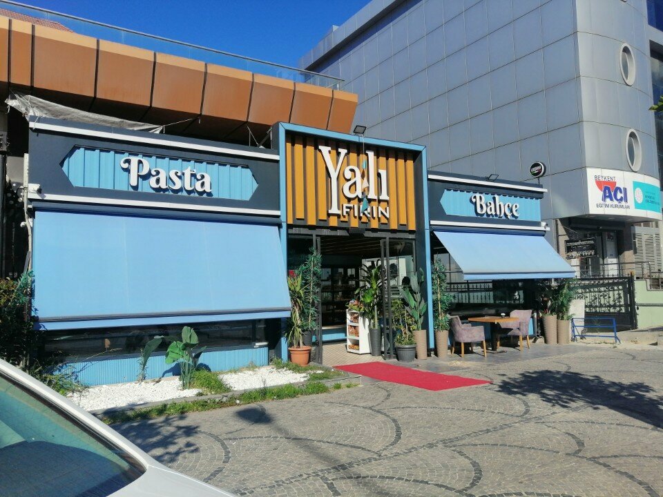 Pasta, şekerleme ve tatlı Yalı Fırın, İstanbul, foto
