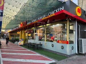 Ali Doner (Äl-Farabï alañı No:2), fast food  Çimkent'ten (Şımkent'ten)