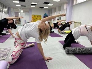 Simple Yoga (ulitsa Kalyayeva No:33А), fitness kulüpleri  Serov'dan