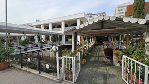 Renkli Cafe (Beyazevler Mah., Beyazevler Cad., No:26A, Çukurova, Adana), kafe  Adana'dan