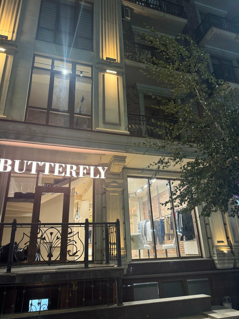 Ayakkabı mağazaları Butterfly, Makhachkala, foto