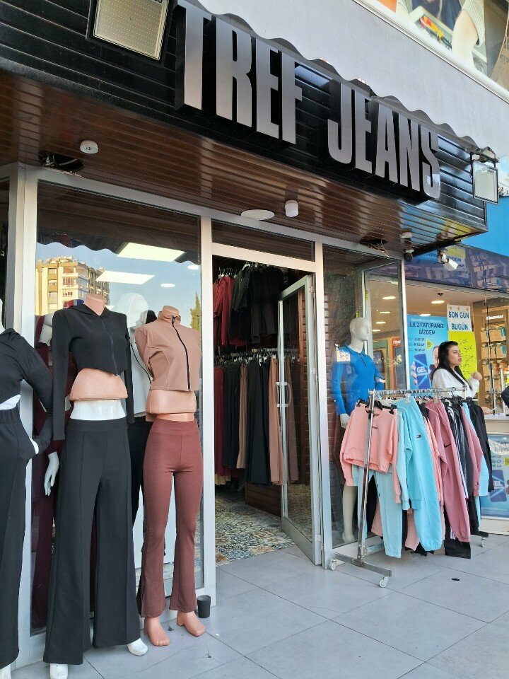 Giyim mağazası Tref Jeans, Adana, foto
