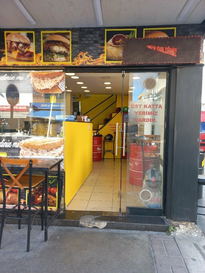 Fast food Maxi King, İzmir, foto