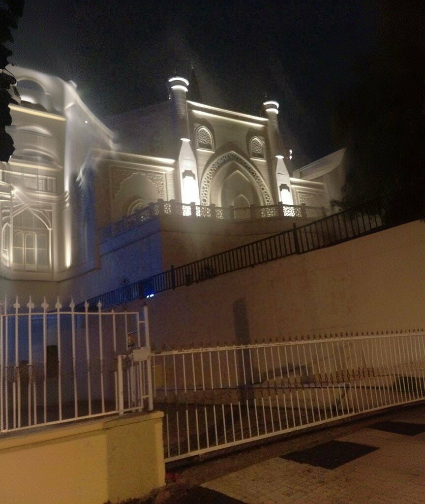 Cami Çağdakent Cami, Çayırova, foto