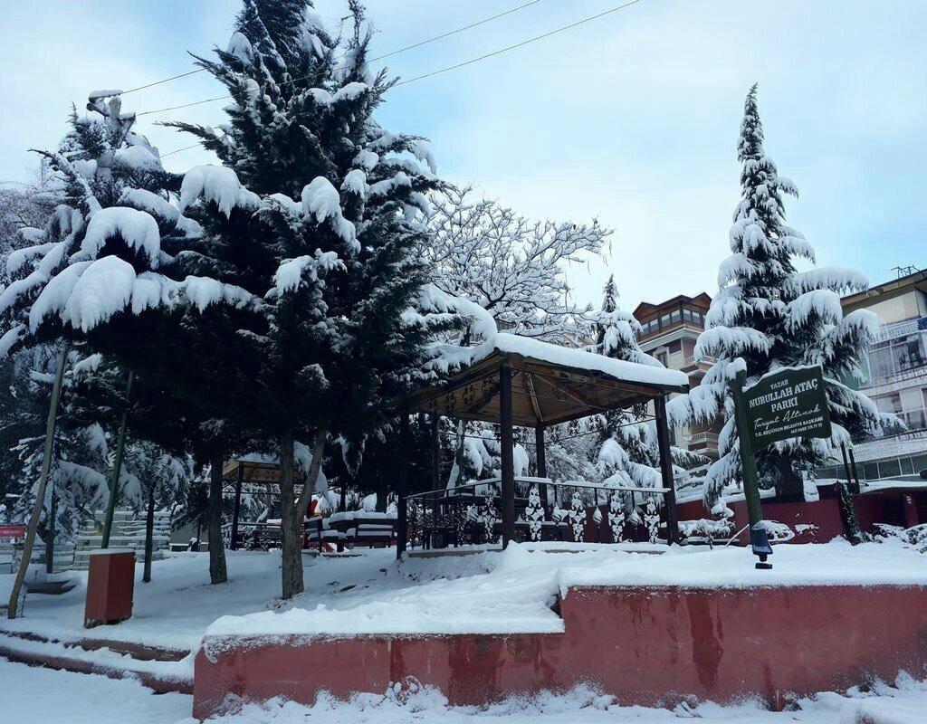 Kültür ve eğlence parkları Yazar Nurullah Ataç Parkı, Ankara, foto
