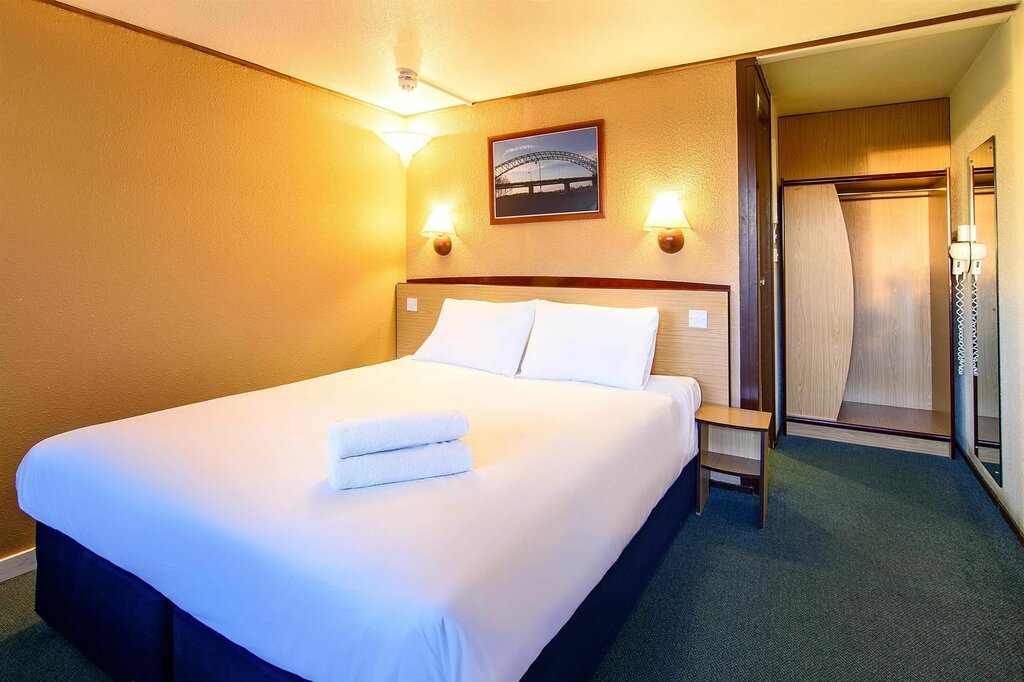 Otel Campanile Runcorn, İngiltere, foto