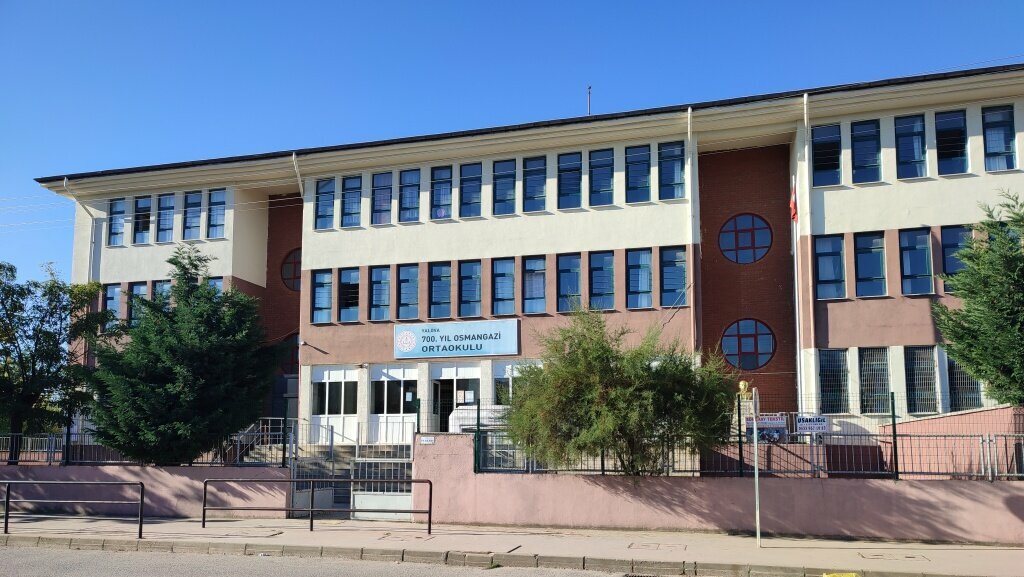 Ortaokul 700. Yıl Osmangazi Ortaokulu, Yalova, foto