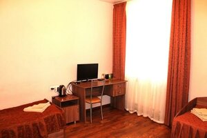 Uvinskaya (ulitsa Mekhanizatorov No:6А, Settlement of Uva), otel  Udmurtiya'dan